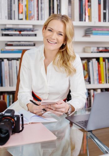 Personality PR - Medusa Entertainment